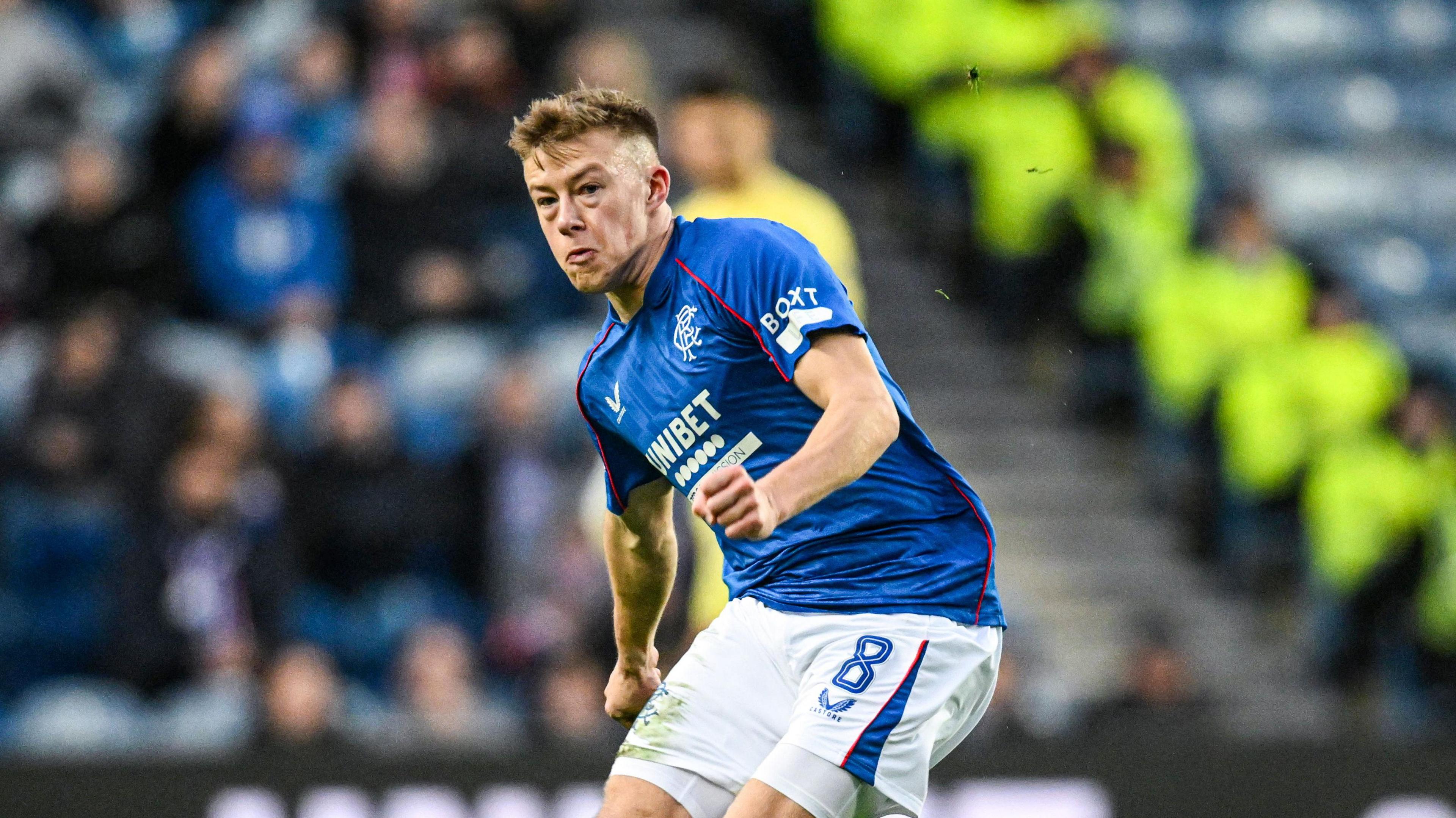 Barron has no fear as Rangers prepare to face Man Utd - BBC Sport