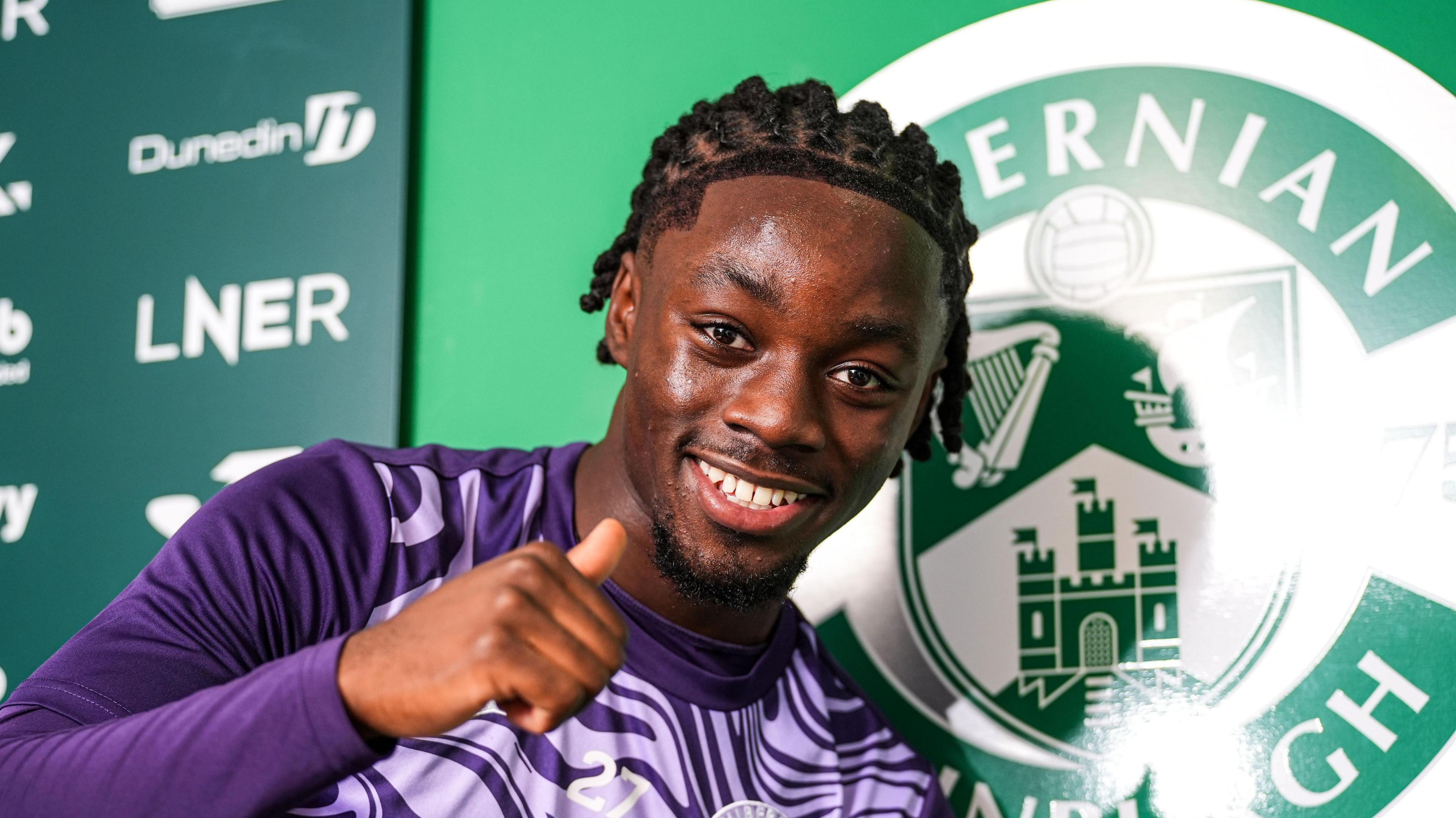 Kanayo Megwa signs new four-year Hibs deal - BBC Sport