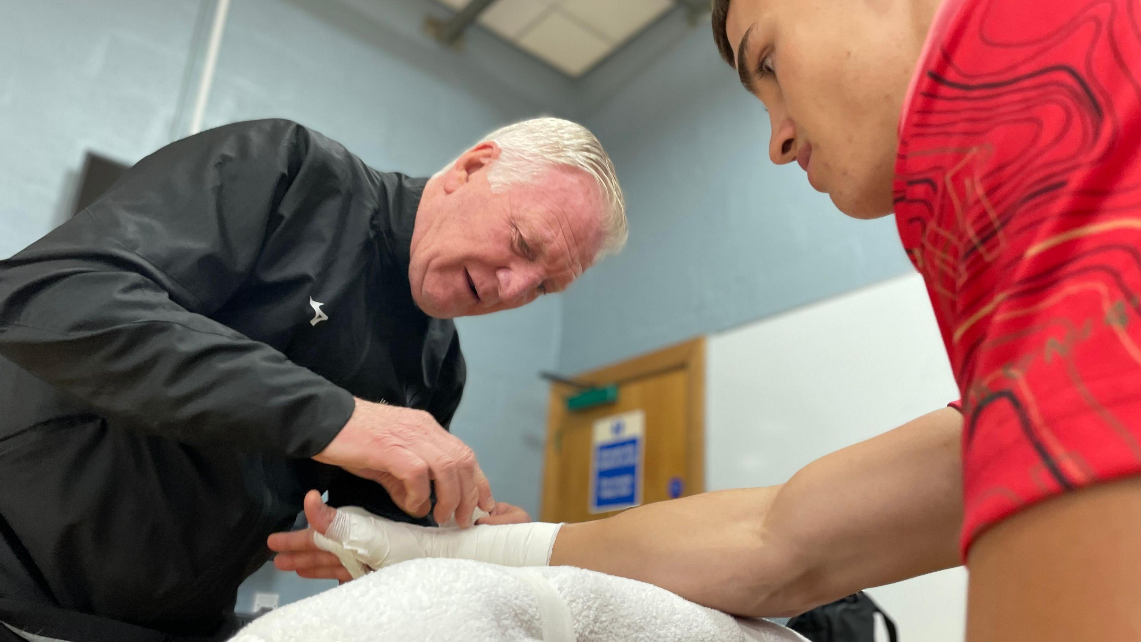 Taylor Bevan: ‘Big things’ coming for boxer as pro debut looms - BBC Sport