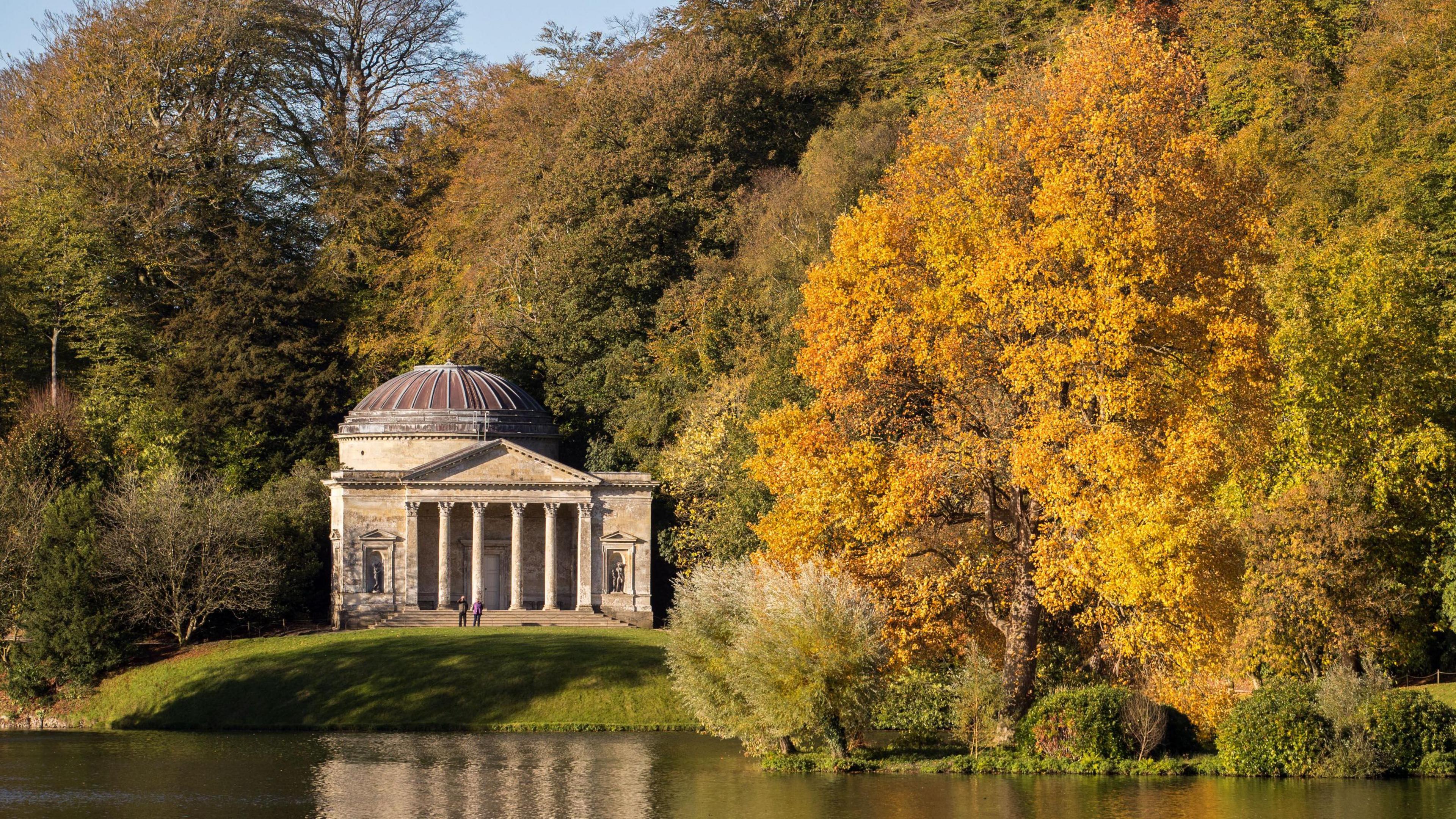 Stourhead: Repairs begin at Pride and Prejudice proposal location - BBC ...