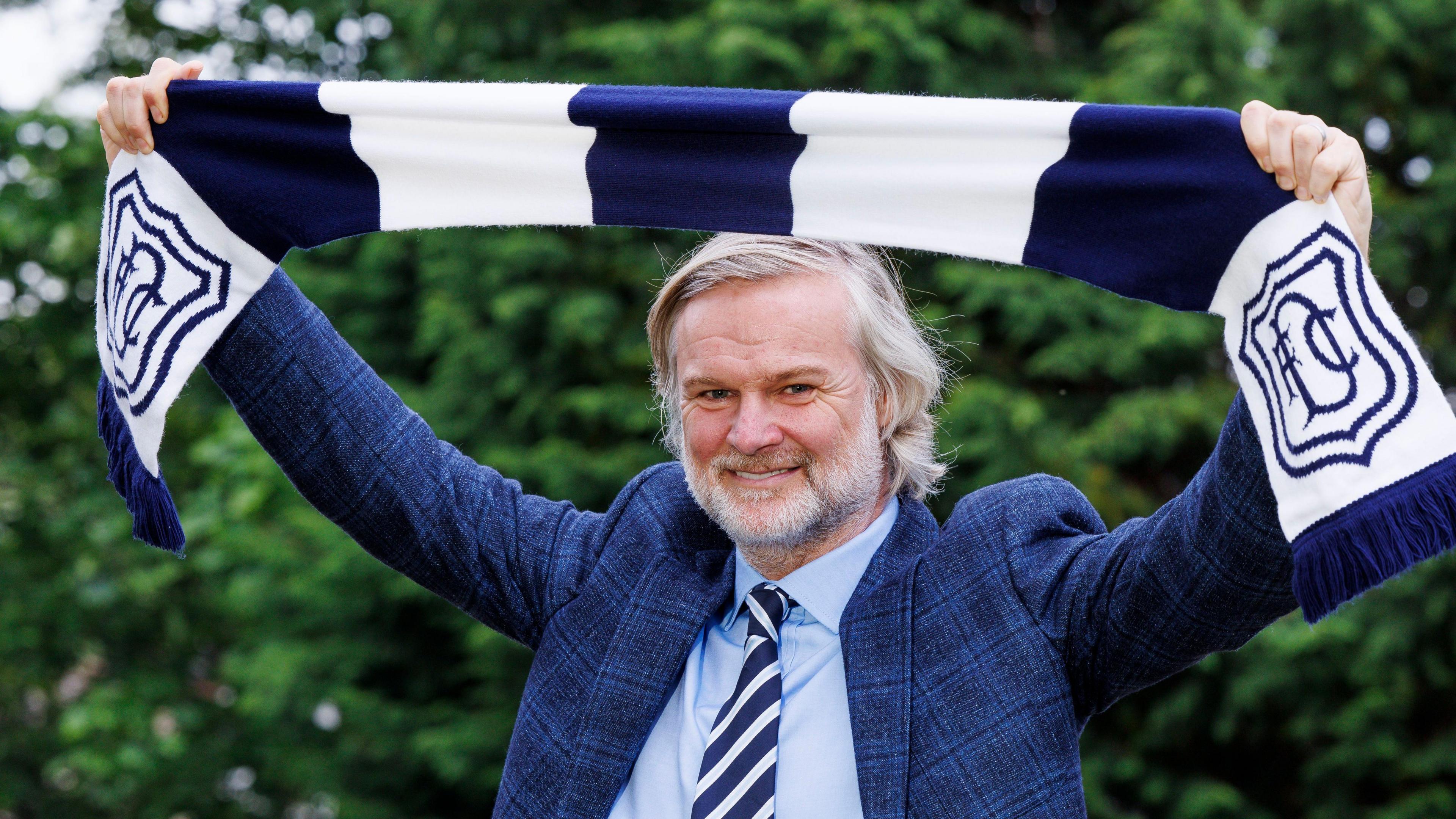 Dundee move 'just feels right' - head coach Steven Pressley - BBC Sport