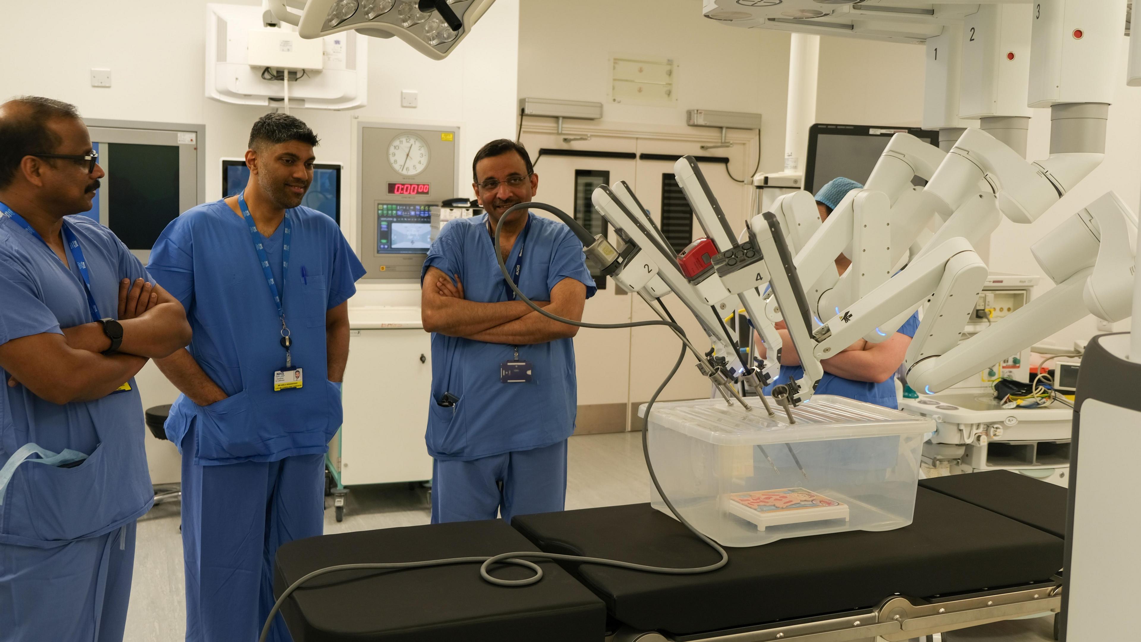 Dumfries surgical robot in search of a name after first operation - BBC ...