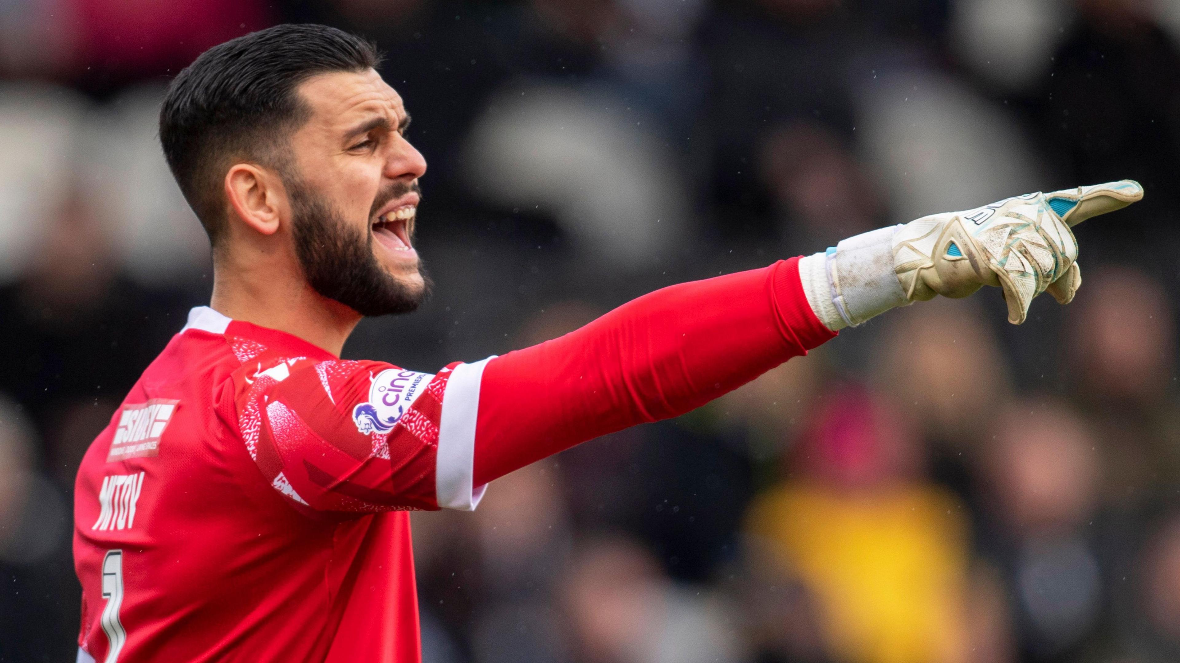 Why Dimitar Mitov could be a key signing for Aberdeen - BBC Sport