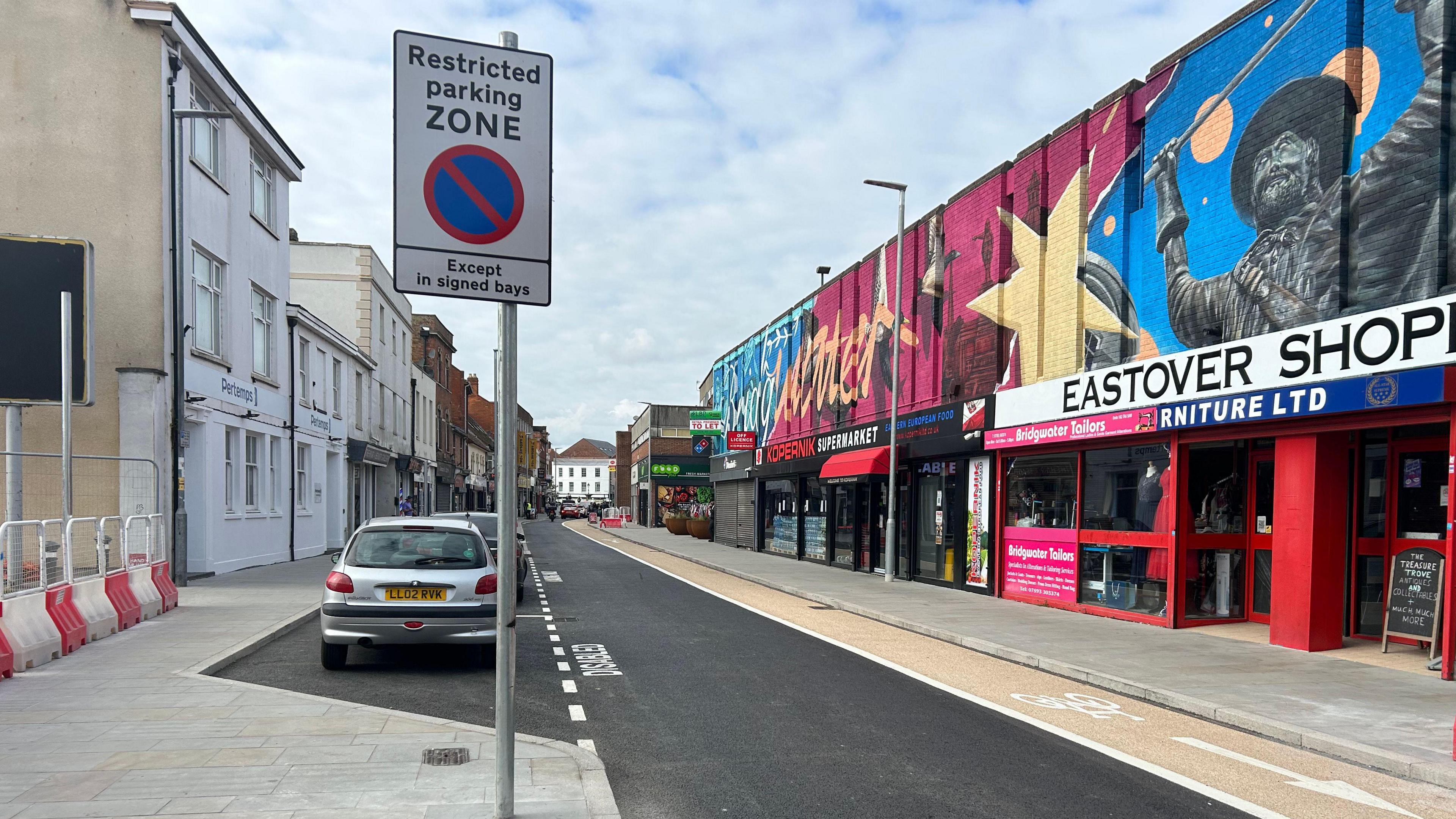 Bridgwater Salmon Parade parking reinstated after review - BBC News