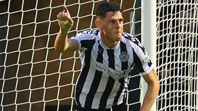 St Mirren sell James Bolton to Fleetwood Town - BBC Sport