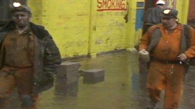 Archive 1990: Mardy colliery's last shift - BBC News