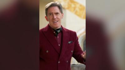 Destination X: Rob Brydon’s clue doesn’t go down WELL… - BBC News