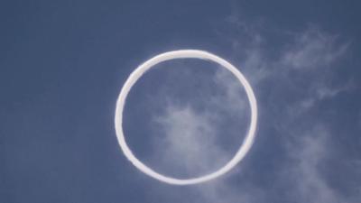 Mount Etna blowing smoke rings above Sicily - BBC Newsround