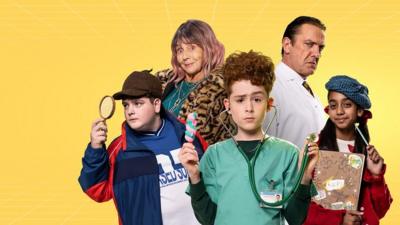 Dexter Proctor author Adam Kay has some super GROSS facts - BBC Newsround