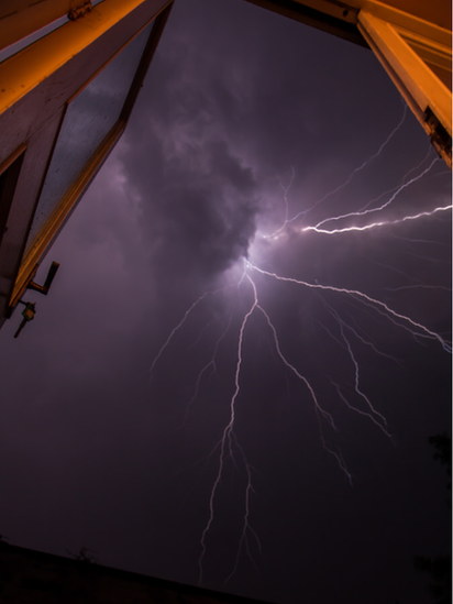 Pictures of lightning storm from around Scotland - BBC News