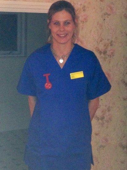 Tributes for 'irreplaceable' Bude nurse Sasha Stewart - BBC News
