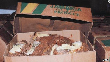 UK gang jailed for importing cocaine in fake yams - BBC News