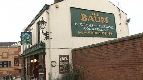 Rochdale 'boozer' The Baum crowned Britain's best pub - BBC News