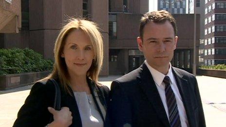 Coronation Street actor cleared of child sex abuse - BBC News