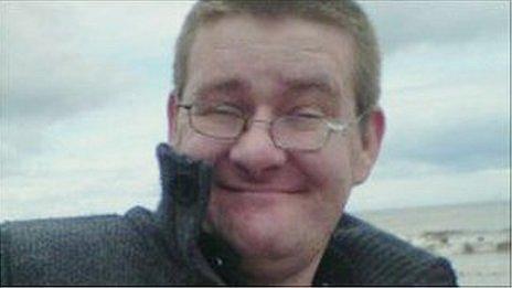 Arsonist Dave Potts 'had threatened to kill before' - BBC News