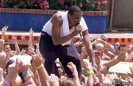 The secret ghostwriters of Hip Hop - BBC News