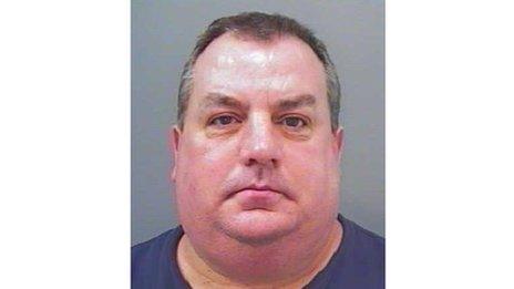 Cornwall estate agency fraud: Tim Glasson jailed - BBC News