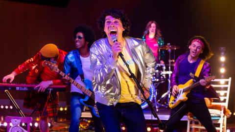 Rock-a-bye - Andy and the Band Playlist - CBeebies