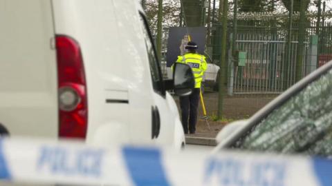 Bodmin murder probe: One dead, seven injured in stabbing near nightclub ...