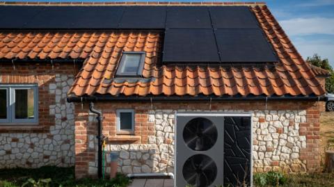 UK households to get £15bn for solar and green tech to lower energy ...