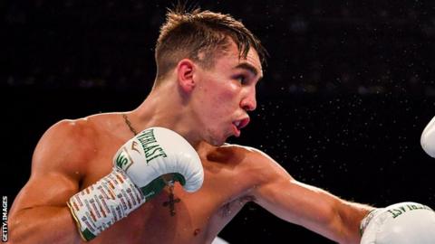 Michael Conlan overcomes Ionut Baluta to edge closer to world title ...