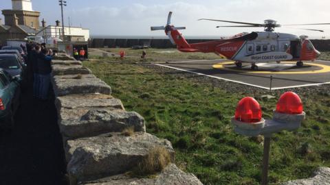 Irish coastguard pilot Captain Dara Fitzpatrick dies after crash - BBC News