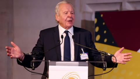 Bill Sweeney: What next for English rugby after RFU chief executive survives no-confidence vote ...