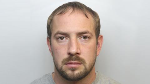 Collin Reeves: Ex-soldier who killed neighbours has jail term cut - BBC ...