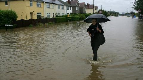 The 'forgotten city' of the 2007 summer floods - BBC News