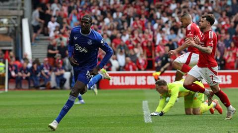 Nottingham Forest 0-1 Everton: Abdoulaye Doucoure scores late winner ...