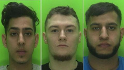 Nottingham drugs gang jailed for dealing to young people - BBC News