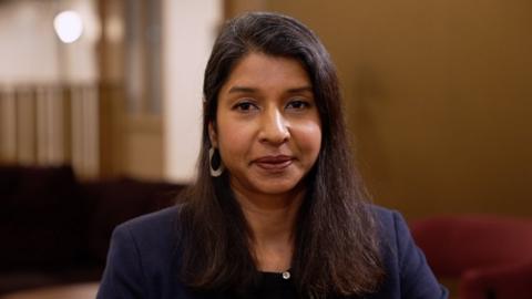 Police defend big jump in officers in UK schools - BBC News