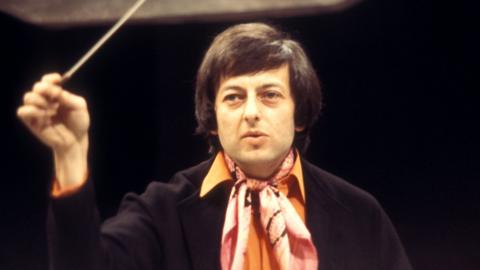 Obituary: André Previn, the maestro with a common touch - BBC News
