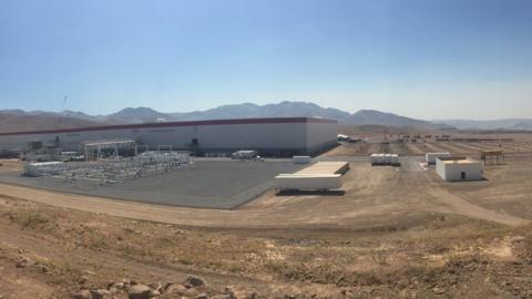Inside Tesla's gigantic Gigafactory - BBC News