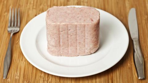 Tinned food - healthy enough? - BBC News