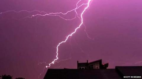 dramatic-lightning-storm-across-scotland-bbc-news