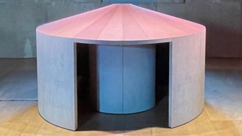 Addenbrooke's Hospital immerses visitors in new audio experience - BBC News