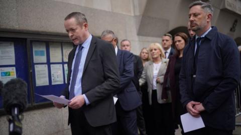 Reading attacks inquest: Deaths avoidable, coroner concludes - BBC News