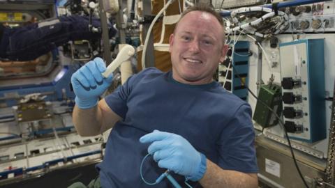 Nasa and the amazing space printer - BBC News