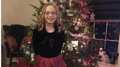 Cimarron Thomas: Online killer 'robbed us of our granddaughter' - BBC News