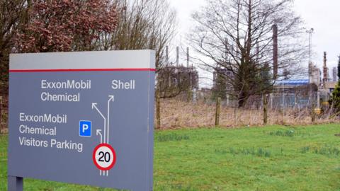 Is there a future for carbon capture and storage in Scotland? - BBC News