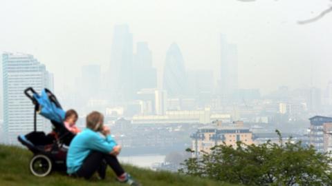 How can the UK reduce air pollution? - BBC News
