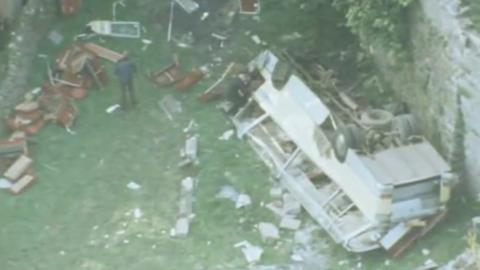Dibble's Bridge coach crash: Film remembers 33 who died - BBC News
