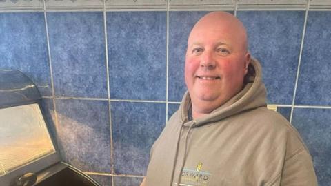 Grimsby chippy claims Britain's cheapest fish supper - BBC News