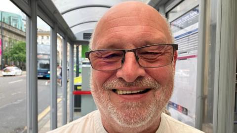 Leeds park and ride scheme reaches 5.6m journeys - BBC News