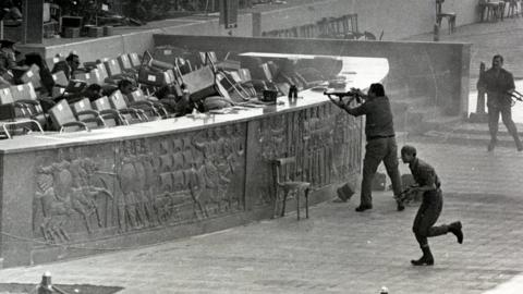 Mubarak: Egyptian statesman of war and peace - BBC News