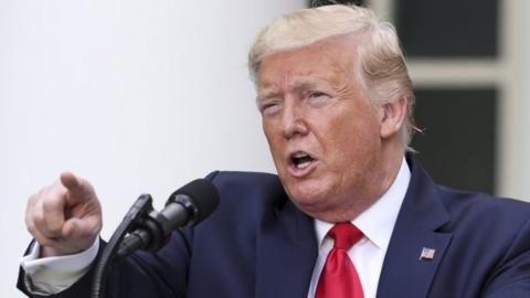Twitter tags Trump tweet with fact-checking warning - BBC News