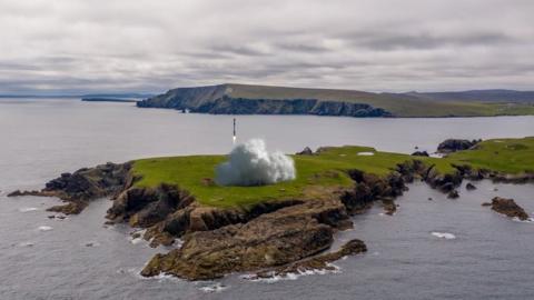 We built a spaceport on a Scottish island - BBC News