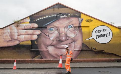 Street art: Crime, grime or sublime? - BBC News
