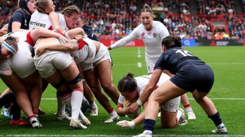 England v France: Red Roses yet to near potential - Lou Meadows - BBC Sport